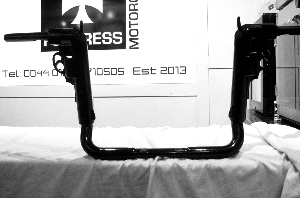 HANDLEBARS - BAGGER RANGE - "OUTLAW" - STREETGLIDE – Fortress ...